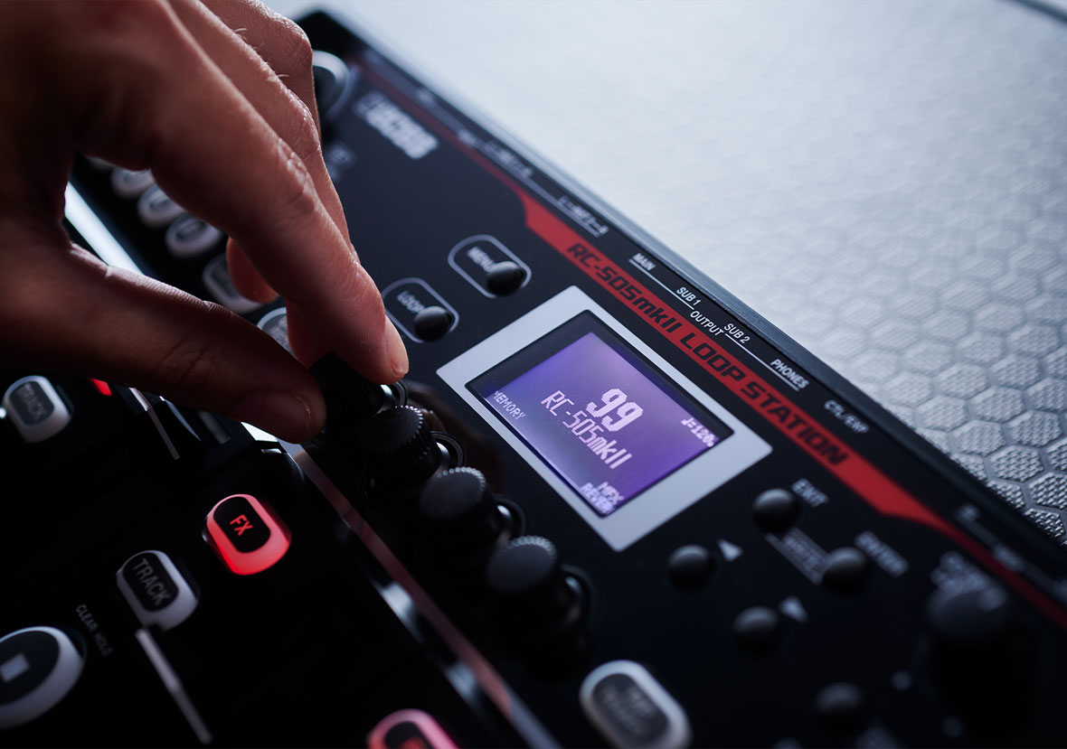 Layered Evolution: A Journey through the History of BOSS Loop Stations ...